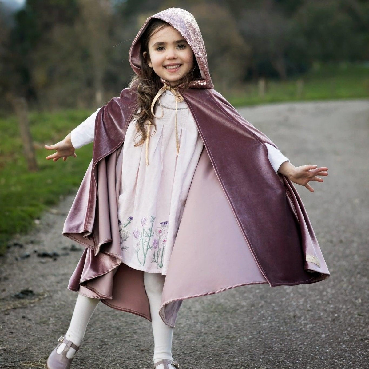 “Cosmic Pearl Riding Hood” Magic Cape – The Groh Shop