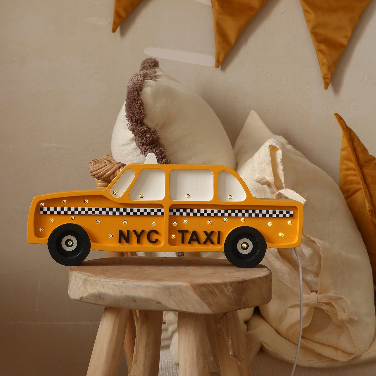 Little Lights NYC Taxi Lamp – The Groh Shop